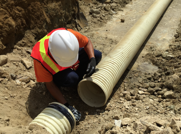 Instalación de tubería Novafort Plus Plastigama | El Oficial